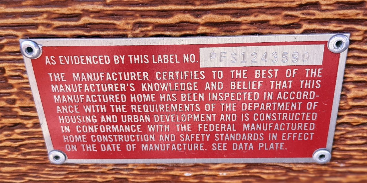 What is the HUD Data Plate? - MHBO.com Blog